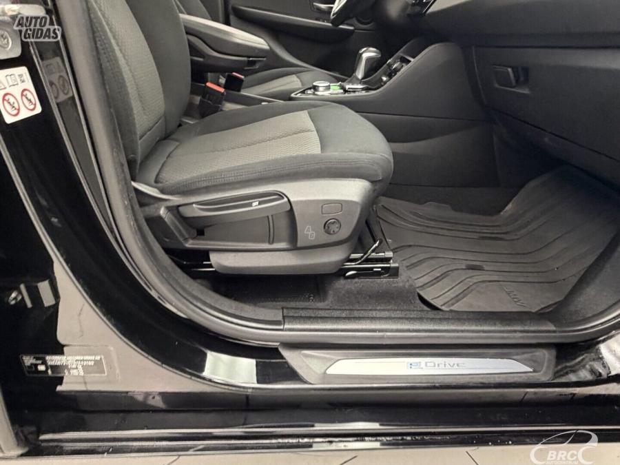 Melns BMW 225 Active Tourer 2019 Avižieniai, ar dzinēja tilpumu 1.50 L un nobraukumu 112 tūkst. km par 12500 €, foto 7 vietnē AUTOMOTO.COM.LV