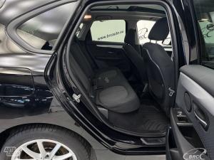 Melns BMW 225 Active Tourer 2019 Avižieniai, ar dzinēja tilpumu 1.50 L un nobraukumu 112 tūkst. km par 12500 €, foto 10 vietnē AUTOMOTO.COM.LV