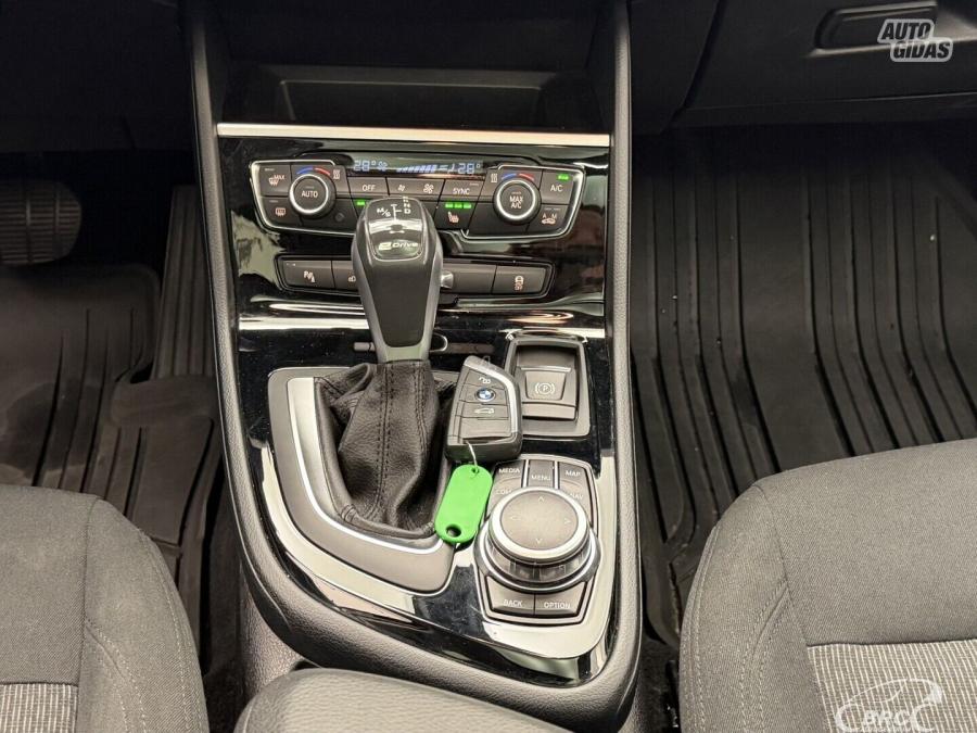 Melns BMW 225 Active Tourer 2019 Avižieniai, ar dzinēja tilpumu 1.50 L un nobraukumu 112 tūkst. km par 12500 €, foto 18 vietnē AUTOMOTO.COM.LV