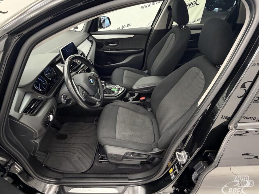Melns BMW 225 Active Tourer 2019 Avižieniai, ar dzinēja tilpumu 1.50 L un nobraukumu 112 tūkst. km par 12500 €, foto 21 vietnē AUTOMOTO.COM.LV
