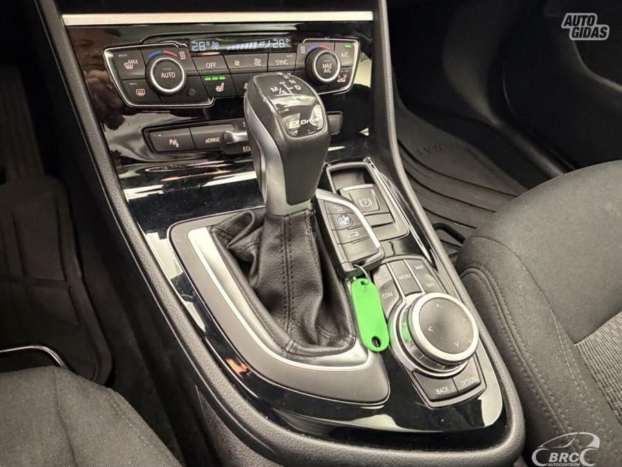 Melns BMW 225 Active Tourer 2019 Avižieniai, ar dzinēja tilpumu 1.50 L un nobraukumu 112 tūkst. km par 12500 €, foto 26 vietnē AUTOMOTO.COM.LV