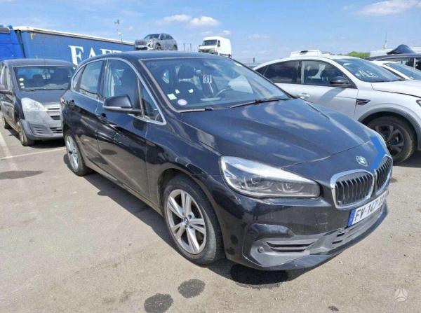 Melns BMW 225 Active Tourer 2020 Viļņa, ar dzinēja tilpumu 1.50 L un nobraukumu 150 tūkst. km par 6500 €, foto 1 vietnē AUTOMOTO.COM.LV