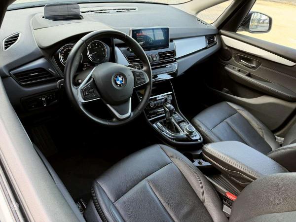Blue BMW 225 Active Tourer 2021 in Kaunas, with an engine capacity of 1.50 L and mileage of 158 thousand km for 14900 €, photo 6 on AUTOMOTO.COM.LV