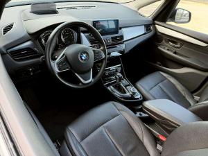 Blue BMW 225 Active Tourer 2021 in Kaunas, with an engine capacity of 1.50 L and mileage of 158 thousand km for 14900 €, photo 7 on AUTOMOTO.COM.LV