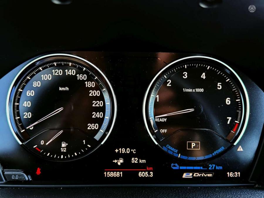 Blue BMW 225 Active Tourer 2021 in Kaunas, with an engine capacity of 1.50 L and mileage of 158 thousand km for 14900 €, photo 8 on AUTOMOTO.COM.LV