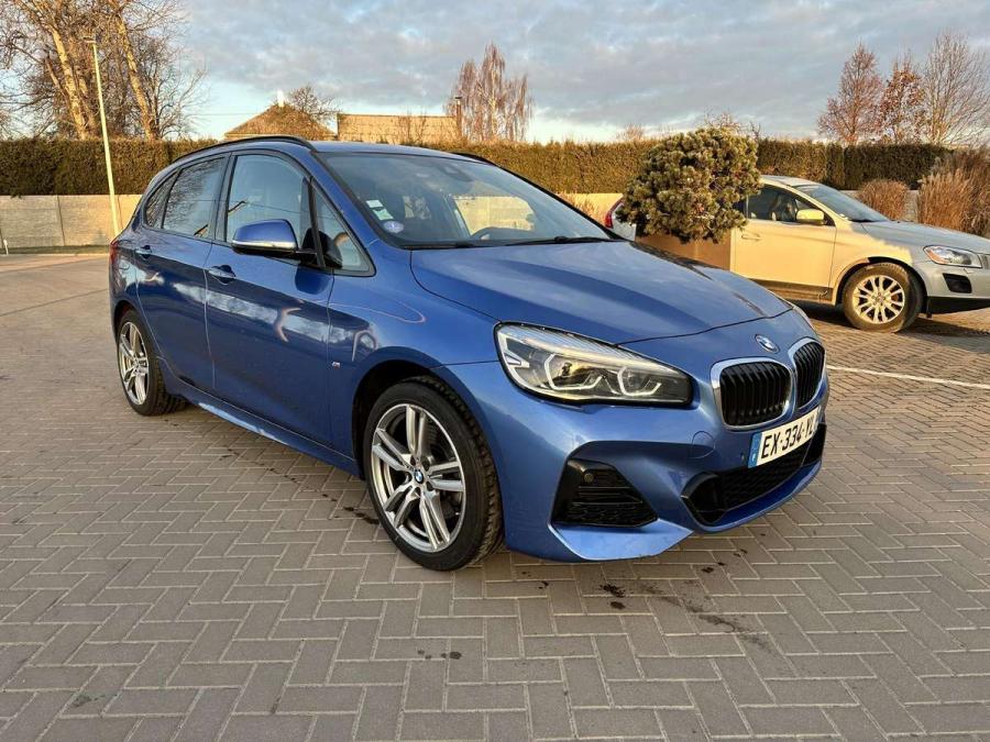 Blue BMW 225 Active Tourer 2018 in Taurage, with an engine capacity of 1.50 L and mileage of 123 thousand km for 12900 €, photo 3 on AUTOMOTO.COM.LV