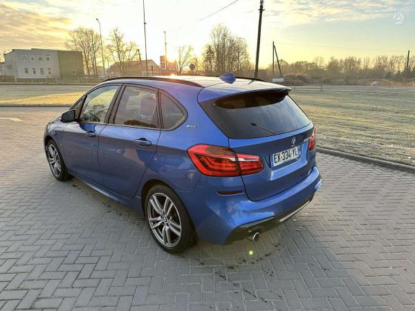 Blue BMW 225 Active Tourer 2018 in Taurage, with an engine capacity of 1.50 L and mileage of 123 thousand km for 12900 €, photo 7 on AUTOMOTO.COM.LV