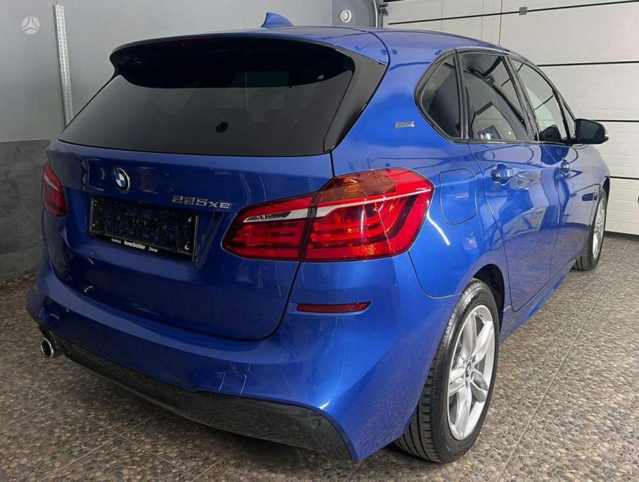 Blue BMW 225 Active Tourer 2018 in Utena, with an engine capacity of 1.50 L and mileage of 135 thousand km for 14300 €, photo 11 on AUTOMOTO.COM.LV