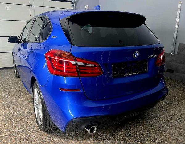 Blue BMW 225 Active Tourer 2018 in Utena, with an engine capacity of 1.50 L and mileage of 135 thousand km for 14350 €, photo 6 on AUTOMOTO.COM.LV