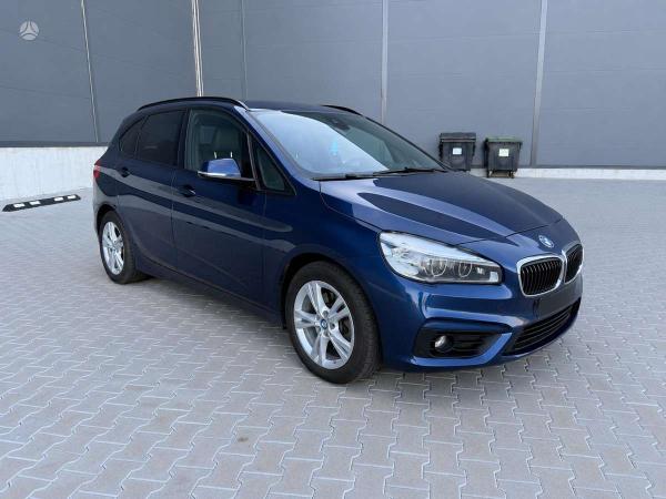 Zils BMW 225 Active Tourer 2018 Šauļi, ar dzinēja tilpumu 1.50 L un nobraukumu 250 tūkst. km par 7799 €, foto 2 vietnē AUTOMOTO.COM.LV