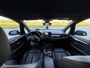 Zils BMW 225 Active Tourer 2018 Šauļi, ar dzinēja tilpumu 1.50 L un nobraukumu 250 tūkst. km par 7799 €, foto 6 vietnē AUTOMOTO.COM.LV