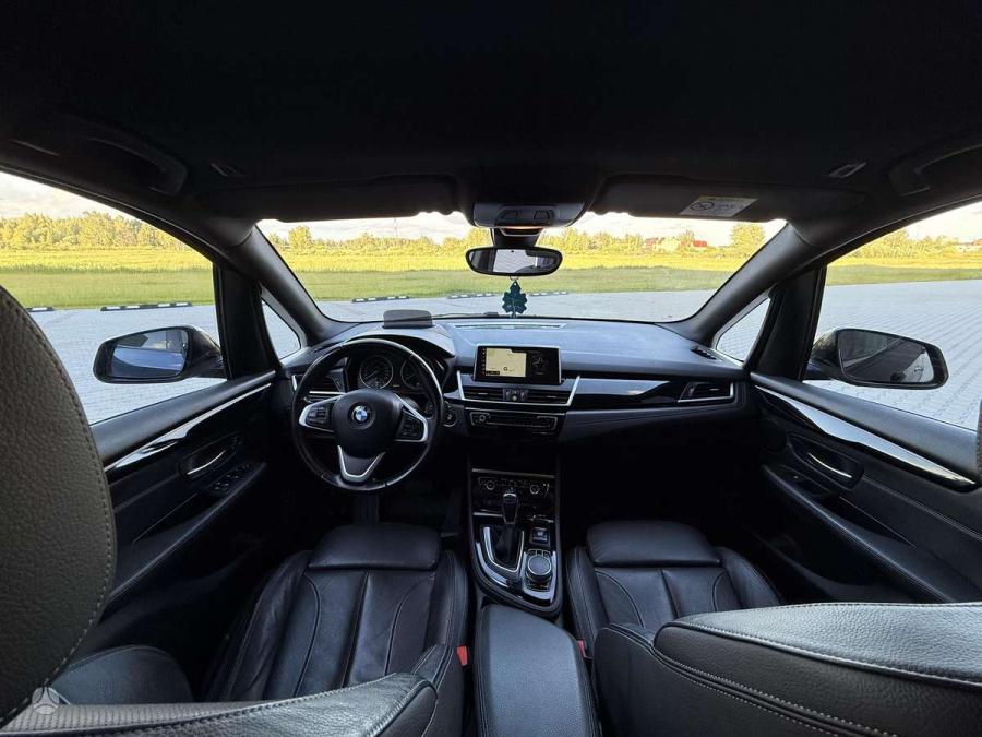 Zils BMW 225 Active Tourer 2018 Šauļi, ar dzinēja tilpumu 1.50 L un nobraukumu 250 tūkst. km par 7799 €, foto 6 vietnē AUTOMOTO.COM.LV