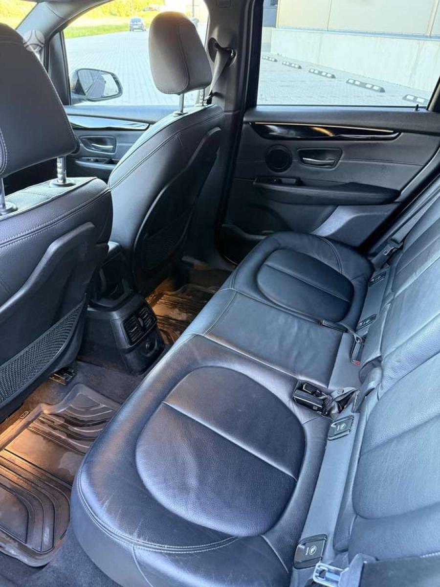 Zils BMW 225 Active Tourer 2018 Šauļi, ar dzinēja tilpumu 1.50 L un nobraukumu 250 tūkst. km par 7799 €, foto 8 vietnē AUTOMOTO.COM.LV