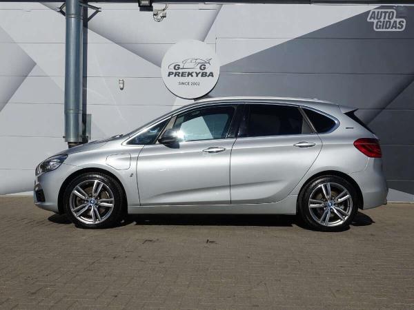 Pelēks BMW 225 Active Tourer 2017 Ramučiai, ar dzinēja tilpumu 1.50 L un nobraukumu 138 tūkst. km par 12450 €, foto 7 vietnē AUTOMOTO.COM.LV