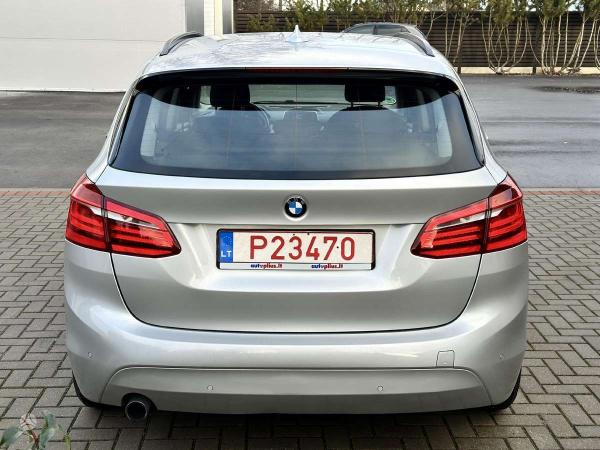 Pelēks BMW 225 Active Tourer 2017 Marijampole, ar dzinēja tilpumu 1.50 L un nobraukumu 63 tūkst. km par 13190 €, foto 6 vietnē AUTOMOTO.COM.LV