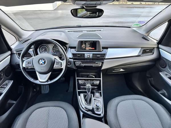 Pelēks BMW 225 Active Tourer 2017 Marijampole, ar dzinēja tilpumu 1.50 L un nobraukumu 63 tūkst. km par 13190 €, foto 9 vietnē AUTOMOTO.COM.LV