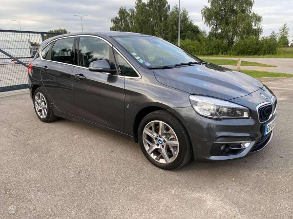 Серый БМВ 225 Active Tourer 2017 в Таураге, объемом двигателя 1.50 л и пробегом 71 тыс. км за 9900 €, фото 3 на AUTOMOTO.COM.LV