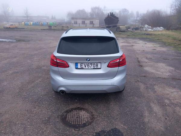 Grey BMW 225 Active Tourer 2018 in Kedainiai, with an engine capacity of 1.50 L and mileage of 180 thousand km for 10500 €, photo 6 on AUTOMOTO.COM.LV