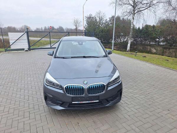 Grey BMW 225 Active Tourer 2019 in Kaunas, with an engine capacity of 1.50 L and mileage of 186 thousand km for 12500 €, photo 7 on AUTOMOTO.COM.LV