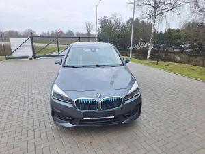 Grey BMW 225 Active Tourer 2019 in Kaunas, with an engine capacity of 1.50 L and mileage of 186 thousand km for 12500 €, photo 7 on AUTOMOTO.COM.LV