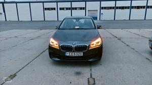 Pelēks BMW 225 Active Tourer 2019 Klaipėda, ar dzinēja tilpumu 1.50 L un nobraukumu 188 tūkst. km par 12500 €, foto  vietnē AUTOMOTO.COM.LV