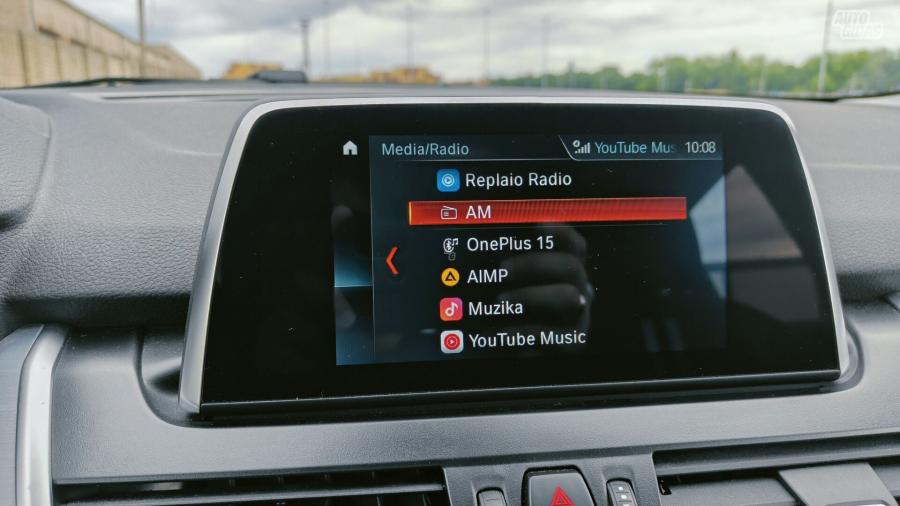 Grey BMW 225 Active Tourer 2019 in Klaipeda, with an engine capacity of 1.50 L and mileage of 188 thousand km for 12500 €, photo 17 on AUTOMOTO.COM.LV