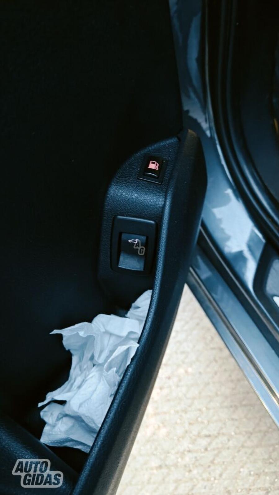 Grey BMW 225 Active Tourer 2019 in Klaipeda, with an engine capacity of 1.50 L and mileage of 188 thousand km for 12500 €, photo 34 on AUTOMOTO.COM.LV