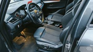 Grey BMW 225 Active Tourer 2019 in Klaipeda, with an engine capacity of 1.50 L and mileage of 188 thousand km for 12500 €, photo 35 on AUTOMOTO.COM.LV