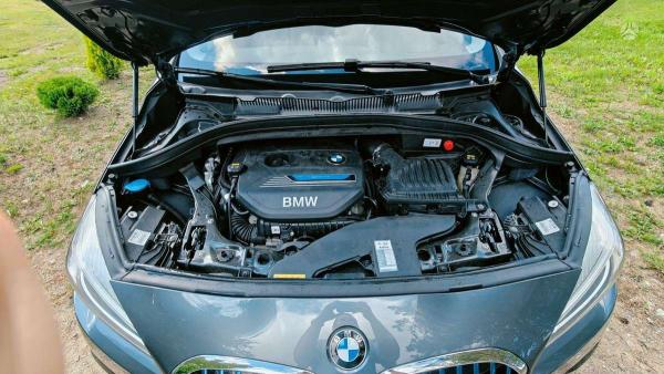 Grey BMW 225 Active Tourer 2019 in Klaipeda, with an engine capacity of 1.50 L and mileage of 188 thousand km for 10500 €, photo 10 on AUTOMOTO.COM.LV