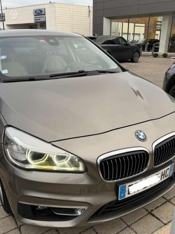Grey BMW 225 Active Tourer 2015 in Vilnius, with an engine capacity of 0.00 L and mileage of 270 thousand km for 7700 €, photo 1 on AUTOMOTO.COM.LV