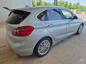Pelēks BMW 225 Active Tourer 2015 Viļņa, ar dzinēja tilpumu 2.00 L un nobraukumu 71 tūkst. km par 8850 €, foto 5 vietnē AUTOMOTO.COM.LV