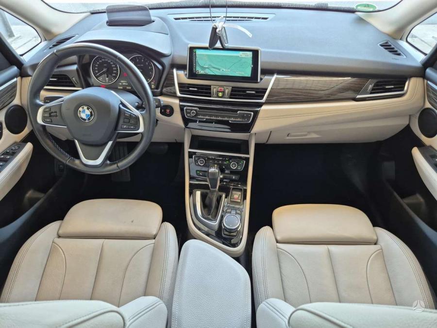 Pelēks BMW 225 Active Tourer 2015 Viļņa, ar dzinēja tilpumu 2.00 L un nobraukumu 71 tūkst. km par 8850 €, foto 6 vietnē AUTOMOTO.COM.LV