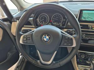 Pelēks BMW 225 Active Tourer 2015 Viļņa, ar dzinēja tilpumu 2.00 L un nobraukumu 71 tūkst. km par 8850 €, foto 10 vietnē AUTOMOTO.COM.LV