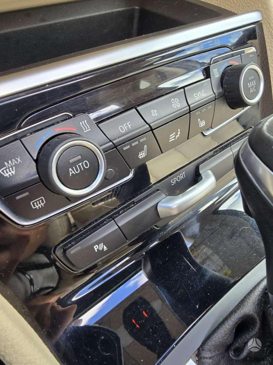 Pelēks BMW 225 Active Tourer 2015 Viļņa, ar dzinēja tilpumu 2.00 L un nobraukumu 253 tūkst. km par 8450 €, foto 36 vietnē AUTOMOTO.COM.LV