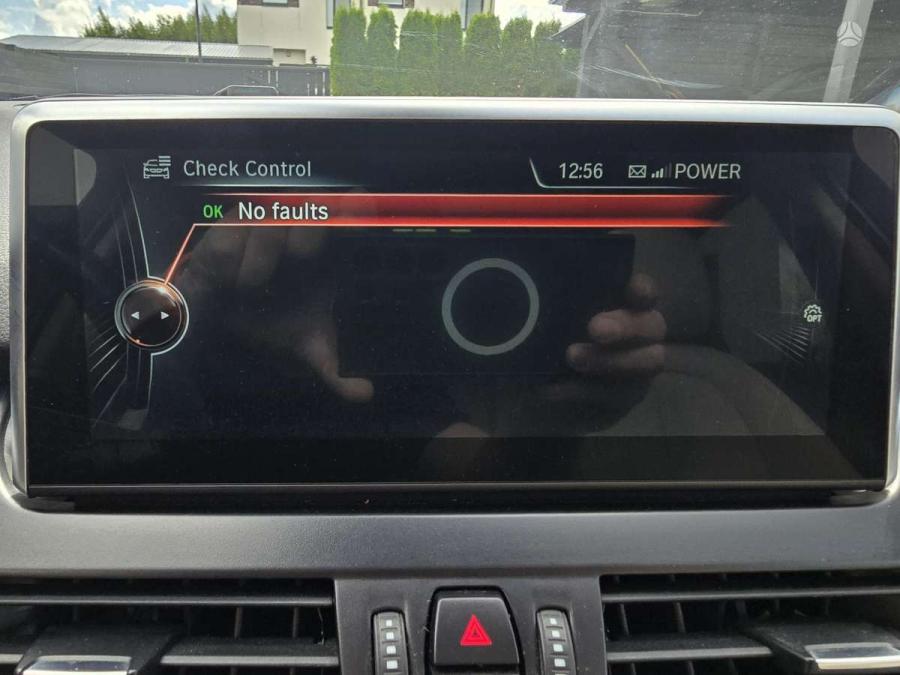 Pelēks BMW 225 Active Tourer 2015 Viļņa, ar dzinēja tilpumu 2.00 L un nobraukumu 253 tūkst. km par 8450 €, foto 45 vietnē AUTOMOTO.COM.LV