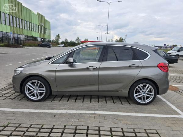 Pelēks BMW 225 Active Tourer 2015 Viļņa, ar dzinēja tilpumu 2.00 L un nobraukumu 254 tūkst. km par 7999 €, foto 3 vietnē AUTOMOTO.COM.LV