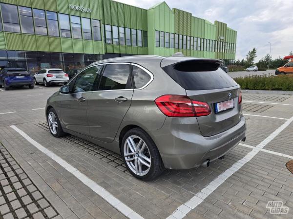 Pelēks BMW 225 Active Tourer 2015 Viļņa, ar dzinēja tilpumu 2.00 L un nobraukumu 254 tūkst. km par 7999 €, foto 4 vietnē AUTOMOTO.COM.LV