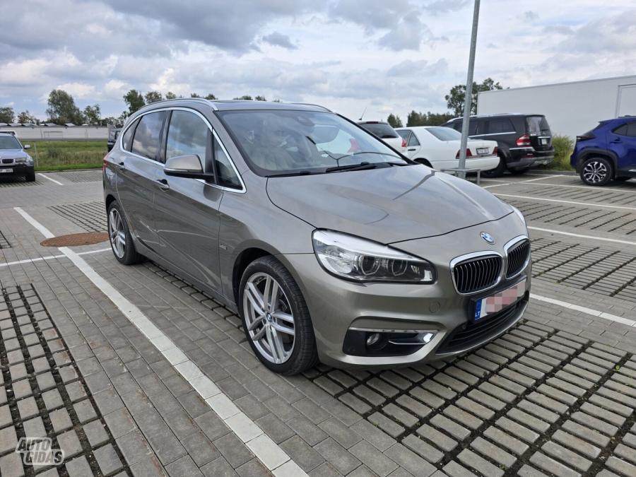 Grey BMW 225 Active Tourer 2015 in Vilnius, with an engine capacity of 2.00 L and mileage of 254 thousand km for 7999 €, photo 7 on AUTOMOTO.COM.LV