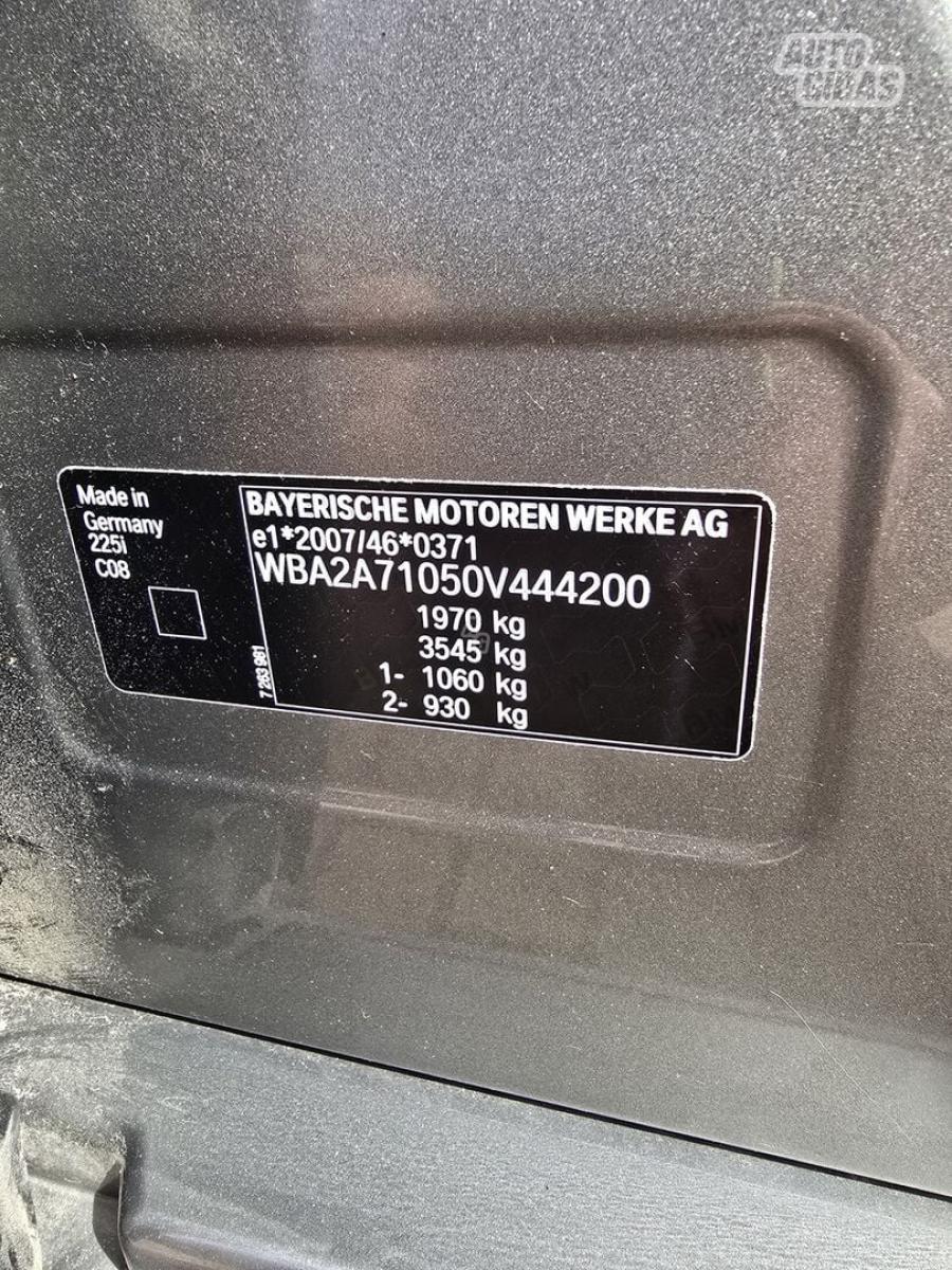 Grey BMW 225 Active Tourer 2015 in Vilnius, with an engine capacity of 2.00 L and mileage of 254 thousand km for 7999 €, photo 35 on AUTOMOTO.COM.LV