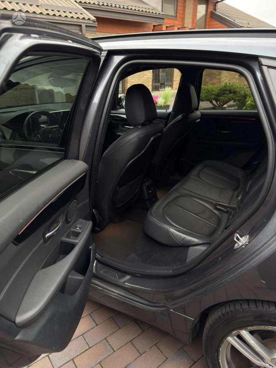 Pelēks BMW 225 Active Tourer 2016 Marijampole, ar dzinēja tilpumu 0.00 L un nobraukumu 192 tūkst. km par 12500 €, foto 17 vietnē AUTOMOTO.COM.LV