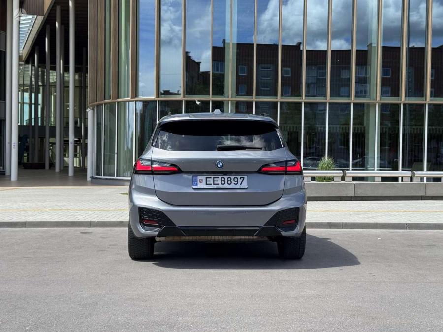 Grey BMW 225 Active Tourer 2023 in Klaipeda, with an engine capacity of 1.50 L and mileage of 59 thousand km for 26499 €, photo 8 on AUTOMOTO.COM.LV