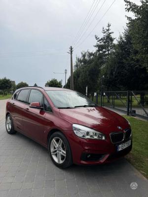 Red BMW 225 Active Tourer 2017 in Kaunas, with an engine capacity of 0.00 L and mileage of 139 thousand km for 9800 €, photo  on AUTOMOTO.COM.LV