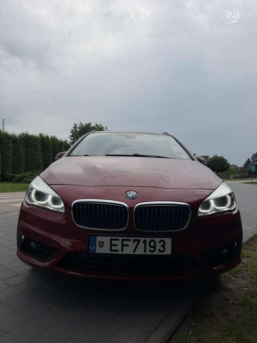 Sarkans BMW 225 Active Tourer 2017 Kauņa, ar dzinēja tilpumu 0.00 L un nobraukumu 139 tūkst. km par 9800 €, foto 3 vietnē AUTOMOTO.COM.LV