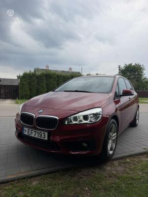 Sarkans BMW 225 Active Tourer 2017 Kauņa, ar dzinēja tilpumu 0.00 L un nobraukumu 139 tūkst. km par 9800 €, foto 6 vietnē AUTOMOTO.COM.LV