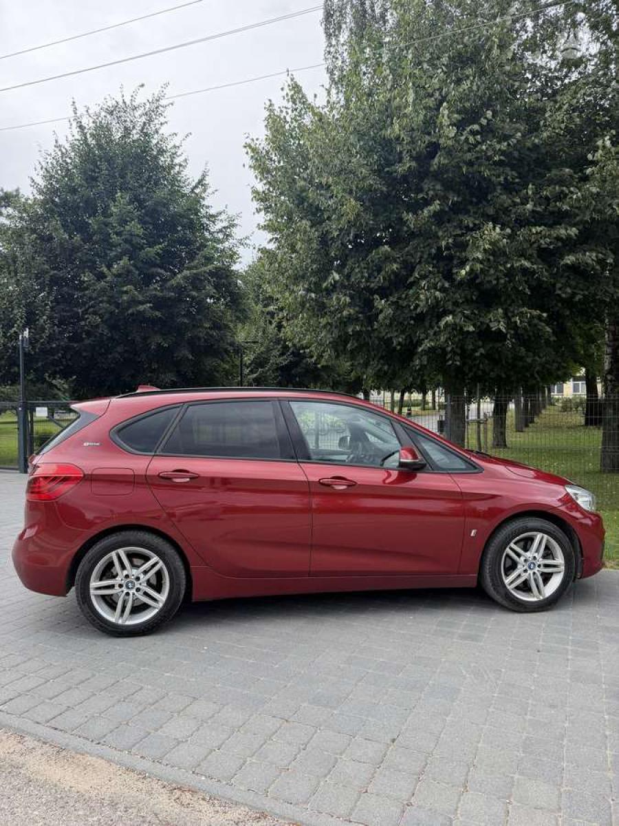 Sarkans BMW 225 Active Tourer 2017 Kauņa, ar dzinēja tilpumu 0.00 L un nobraukumu 139 tūkst. km par 9800 €, foto 11 vietnē AUTOMOTO.COM.LV