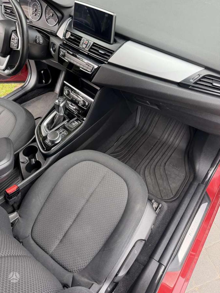 Sarkans BMW 225 Active Tourer 2017 Kauņa, ar dzinēja tilpumu 0.00 L un nobraukumu 139 tūkst. km par 9800 €, foto 17 vietnē AUTOMOTO.COM.LV