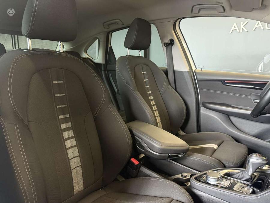 Balts BMW 225 Active Tourer 2018 Kauņa, ar dzinēja tilpumu 1.50 L un nobraukumu 150 tūkst. km par 11890 €, foto 20 vietnē AUTOMOTO.COM.LV