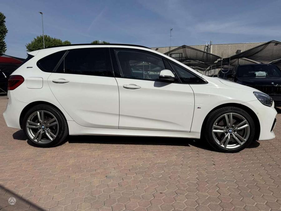 Balts BMW 225 Active Tourer 2019 Šauļi, ar dzinēja tilpumu 1.50 L un nobraukumu 186 tūkst. km par 12200 €, foto 6 vietnē AUTOMOTO.COM.LV