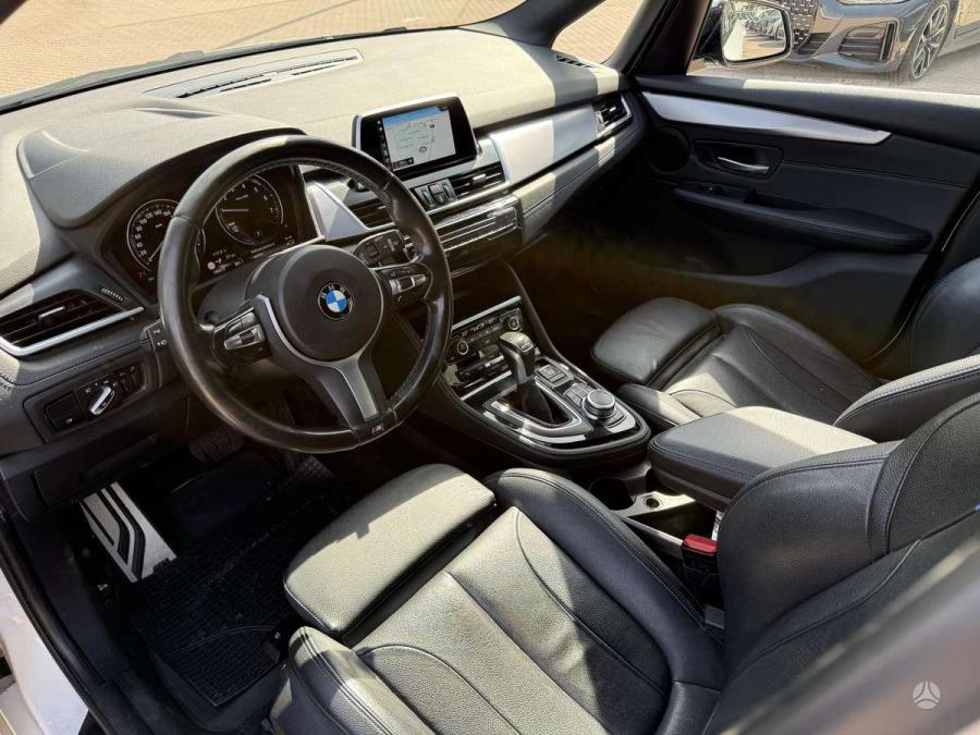 Balts BMW 225 Active Tourer 2019 Šauļi, ar dzinēja tilpumu 1.50 L un nobraukumu 186 tūkst. km par 12200 €, foto 13 vietnē AUTOMOTO.COM.LV