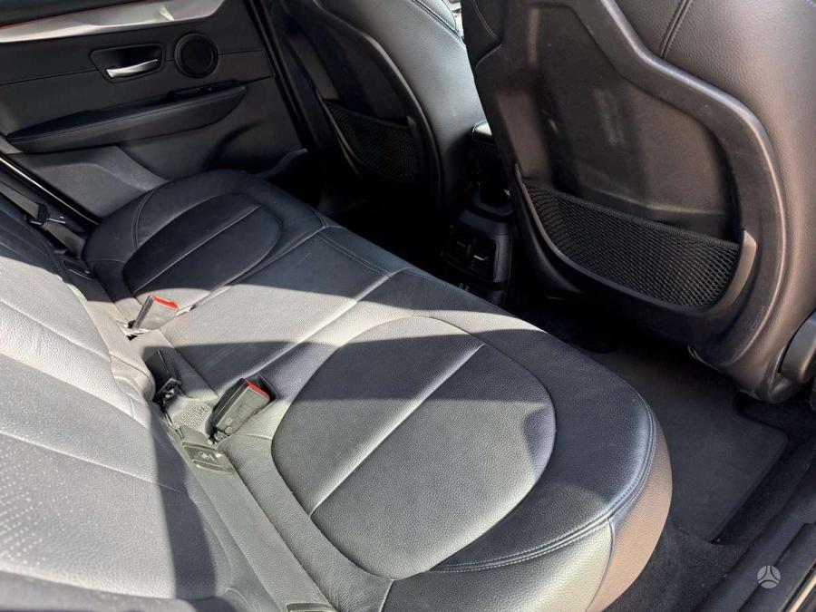 Balts BMW 225 Active Tourer 2019 Šauļi, ar dzinēja tilpumu 1.50 L un nobraukumu 186 tūkst. km par 12200 €, foto 15 vietnē AUTOMOTO.COM.LV
